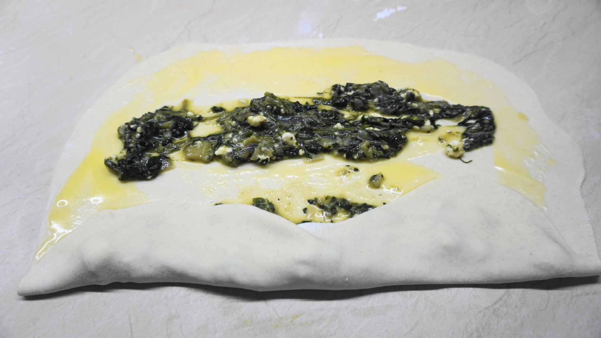 Στριφτή σπανακοτυρόπιτα | greekcookingbykaterina.com