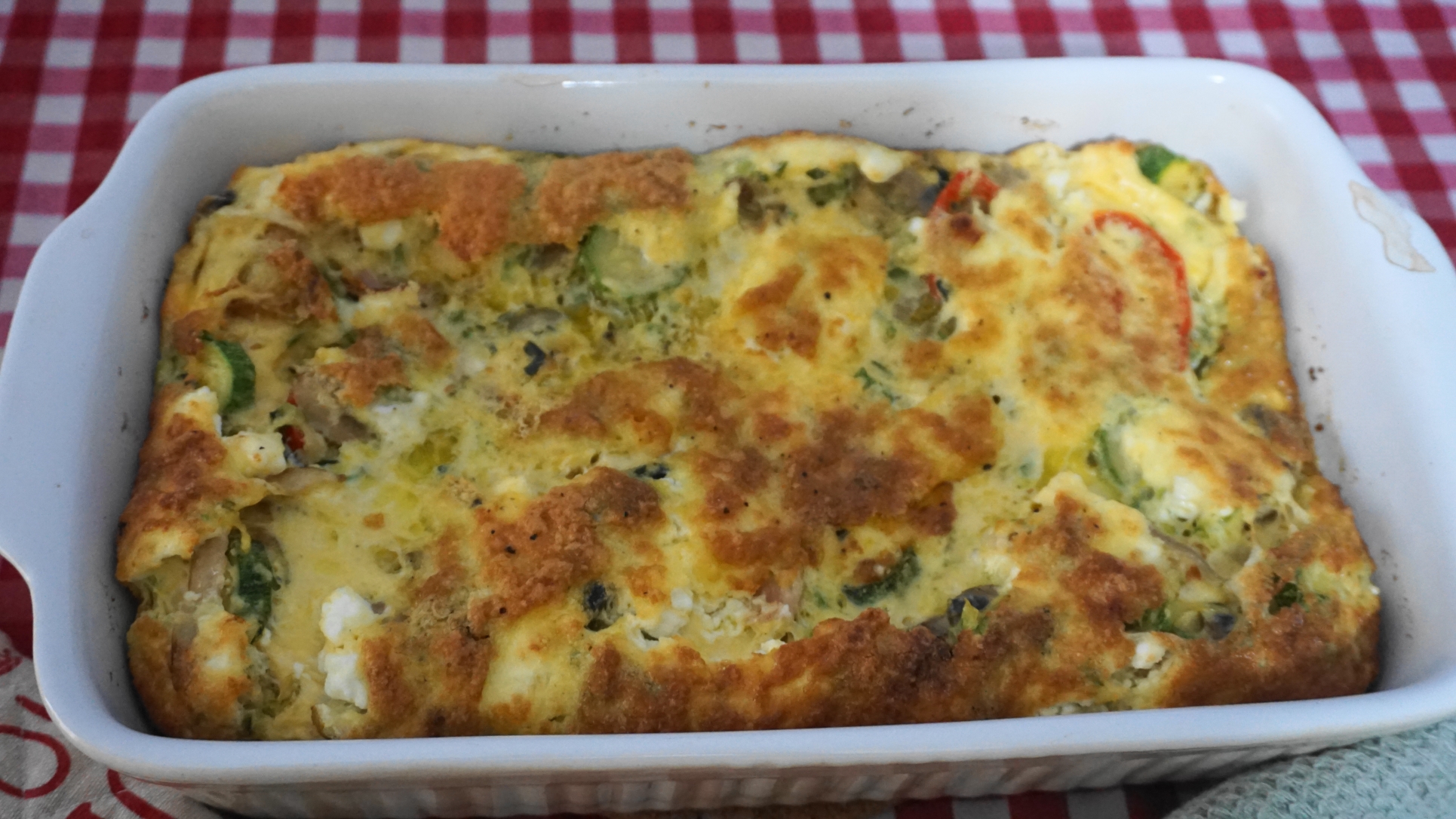 Αφράτη ομελέτα φούρνου με λαχανικά | greekcookingbykaterina.com