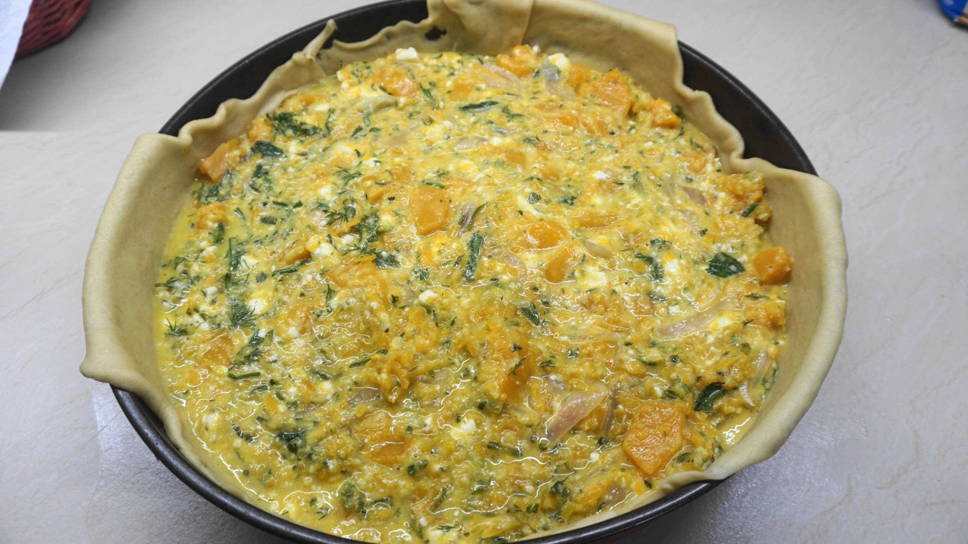 Κολοκυθοτυρόπιτα με κίτρινη κολοκύθα | greekcookingbykaterina.com