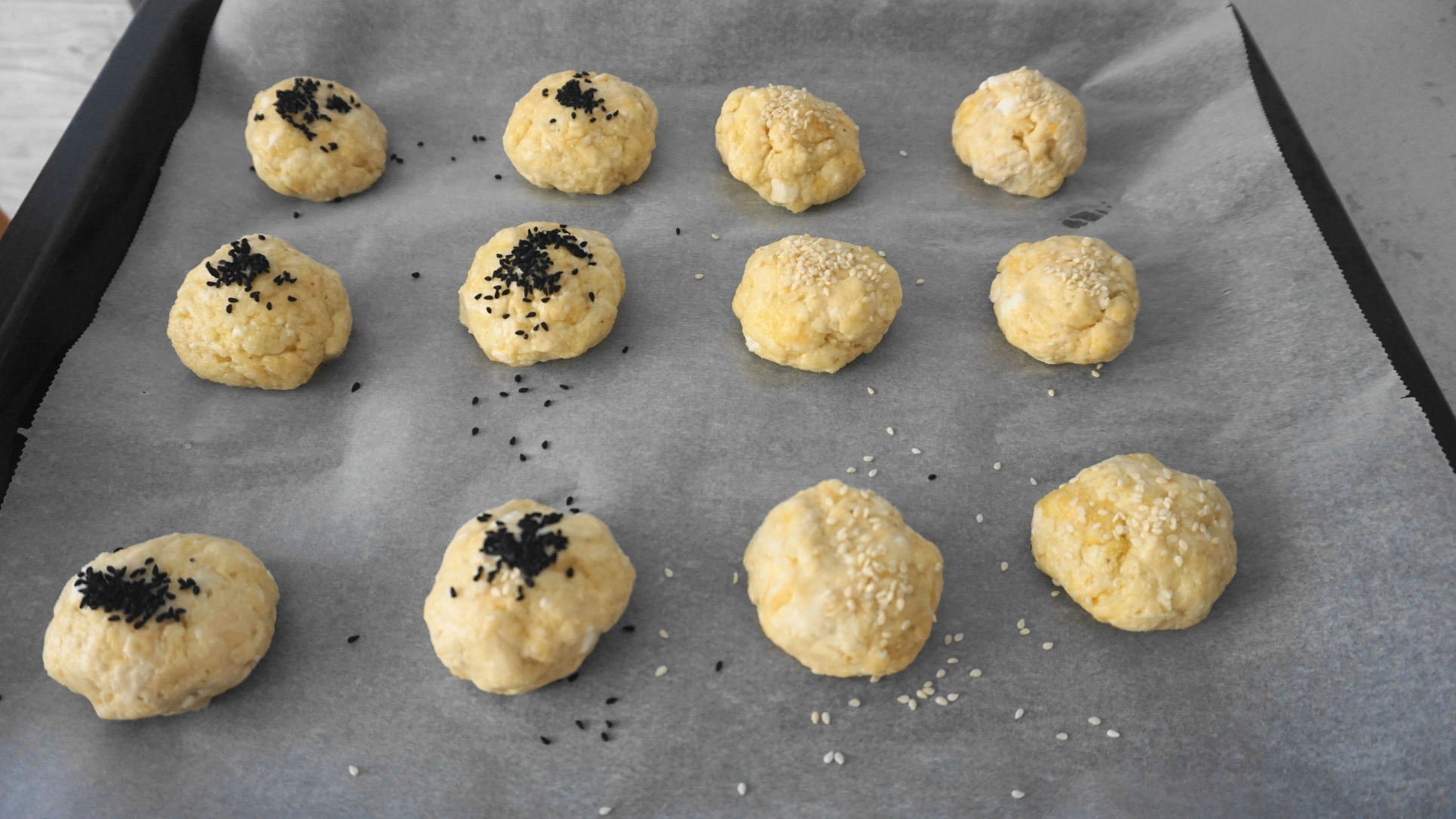 Εύκολα τυροπιτάκια, χωρίς φύλλο | greekcookingbykaterina.com