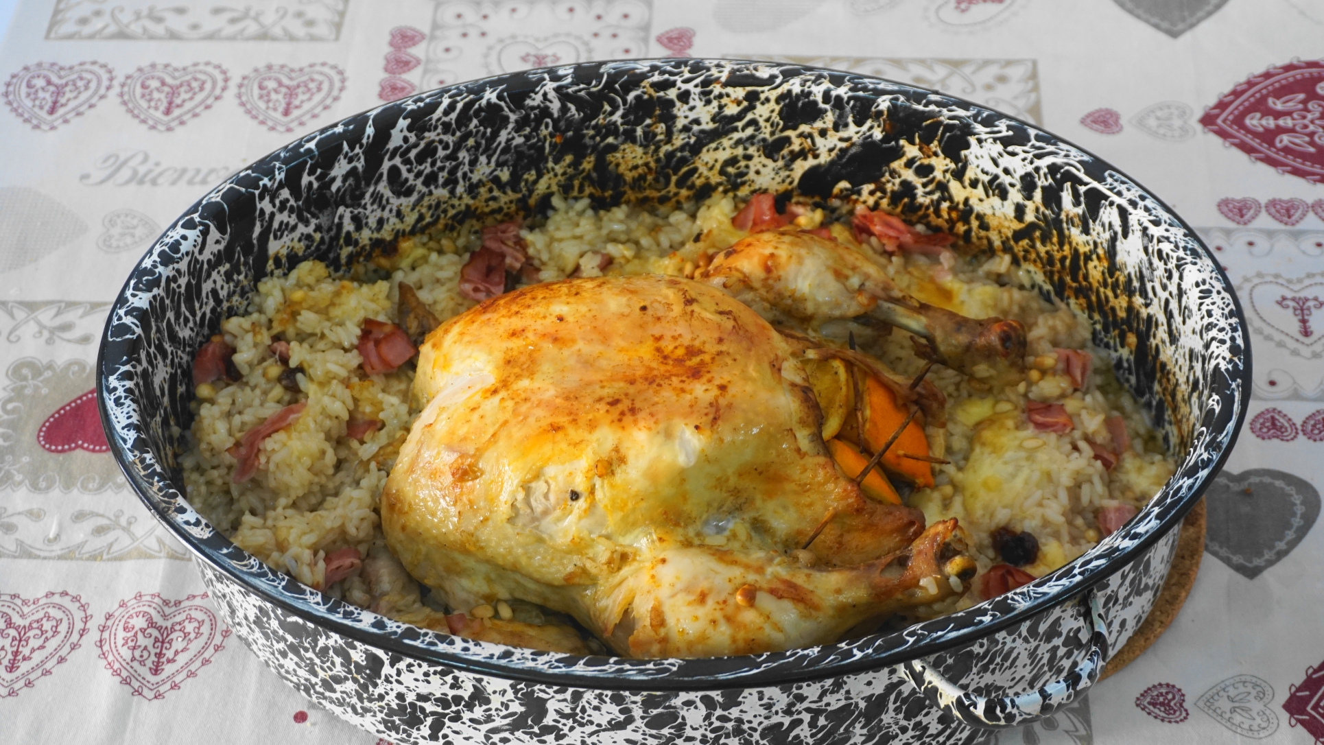 Κοτόπουλο στη γάστρα με ρύζι | greekcookingbykaterina.com