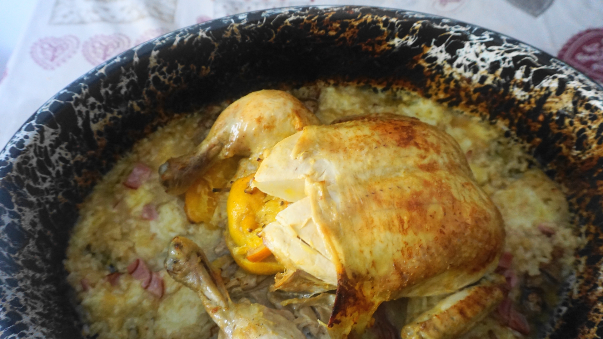 Κοτόπουλο στη γάστρα με ρύζι | greekcookingbykaterina.com