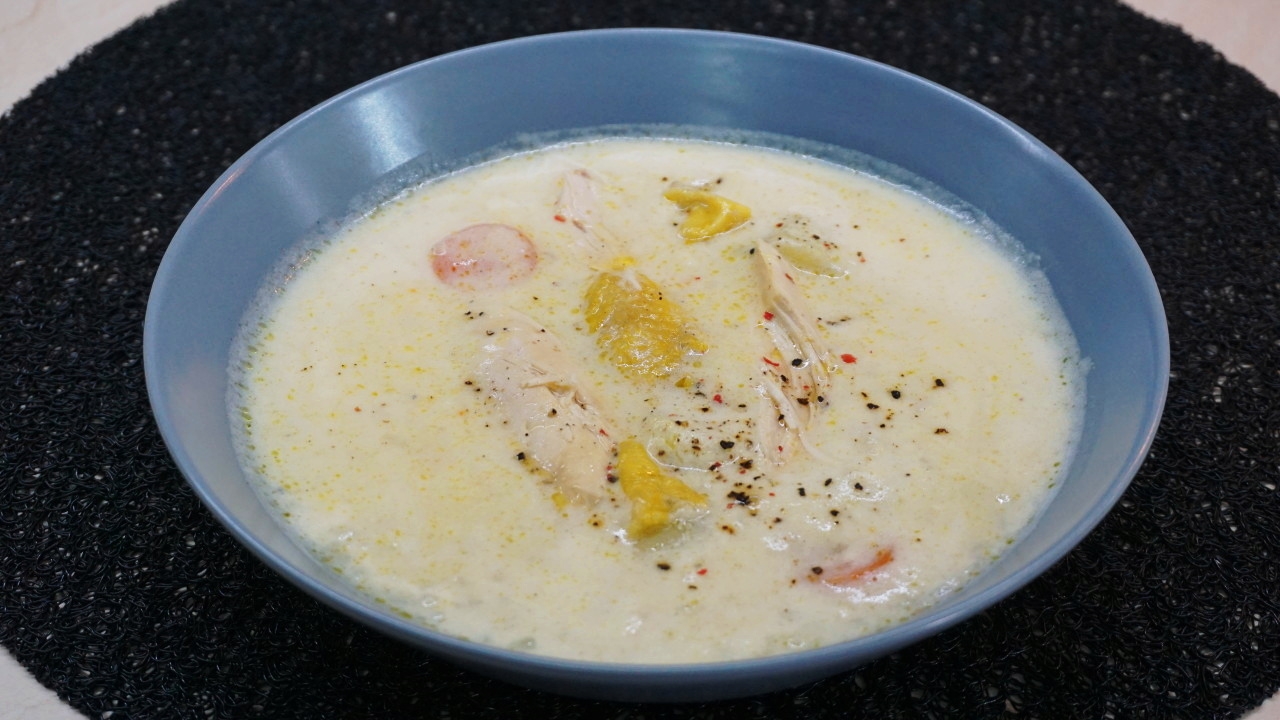 Κοτόσουπα αυγολέμονο | greekcookingbykaterina.com
