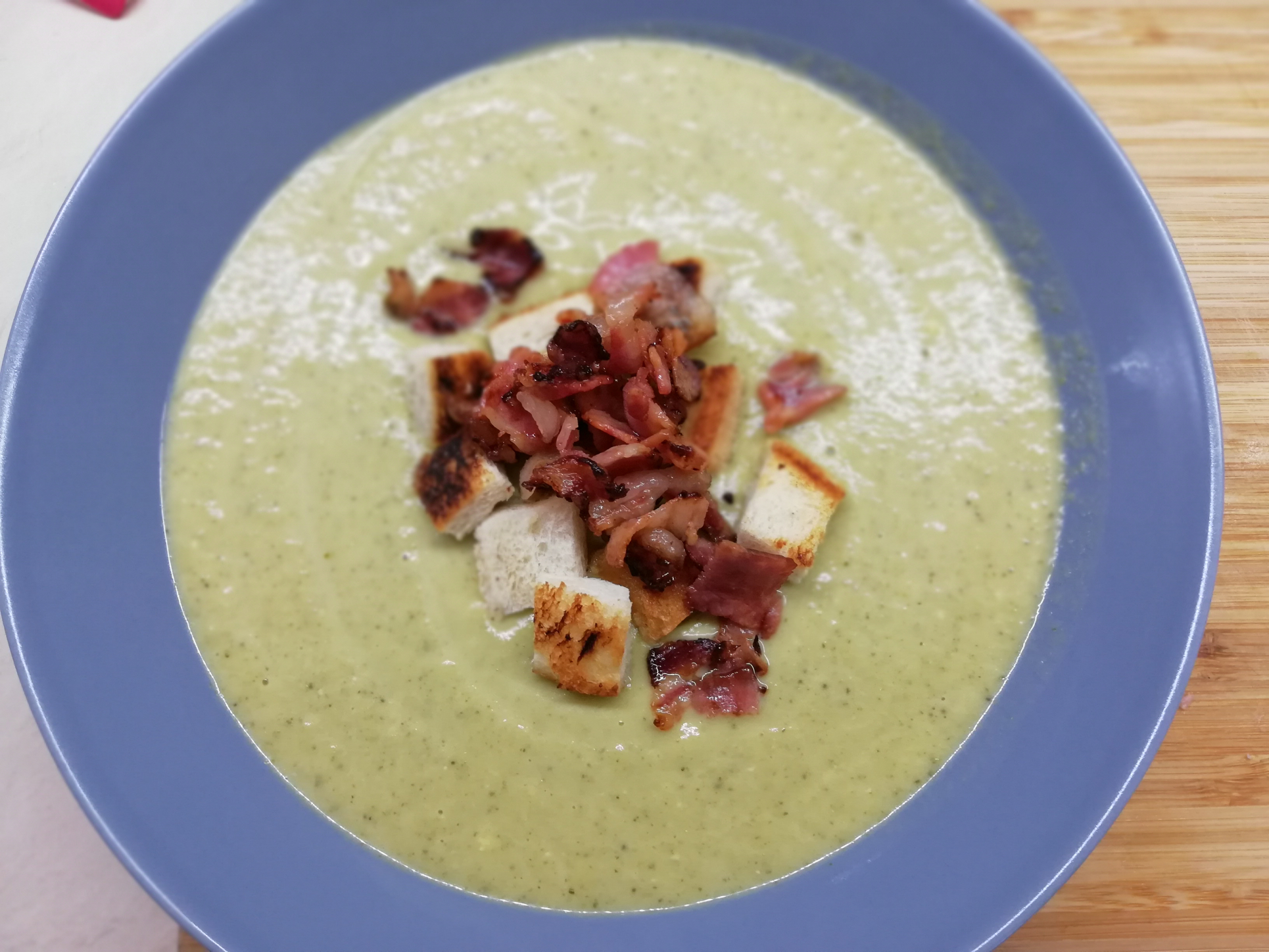 Σούπα μπρόκολο βελουτέ | greekcookingbykaterina.com
