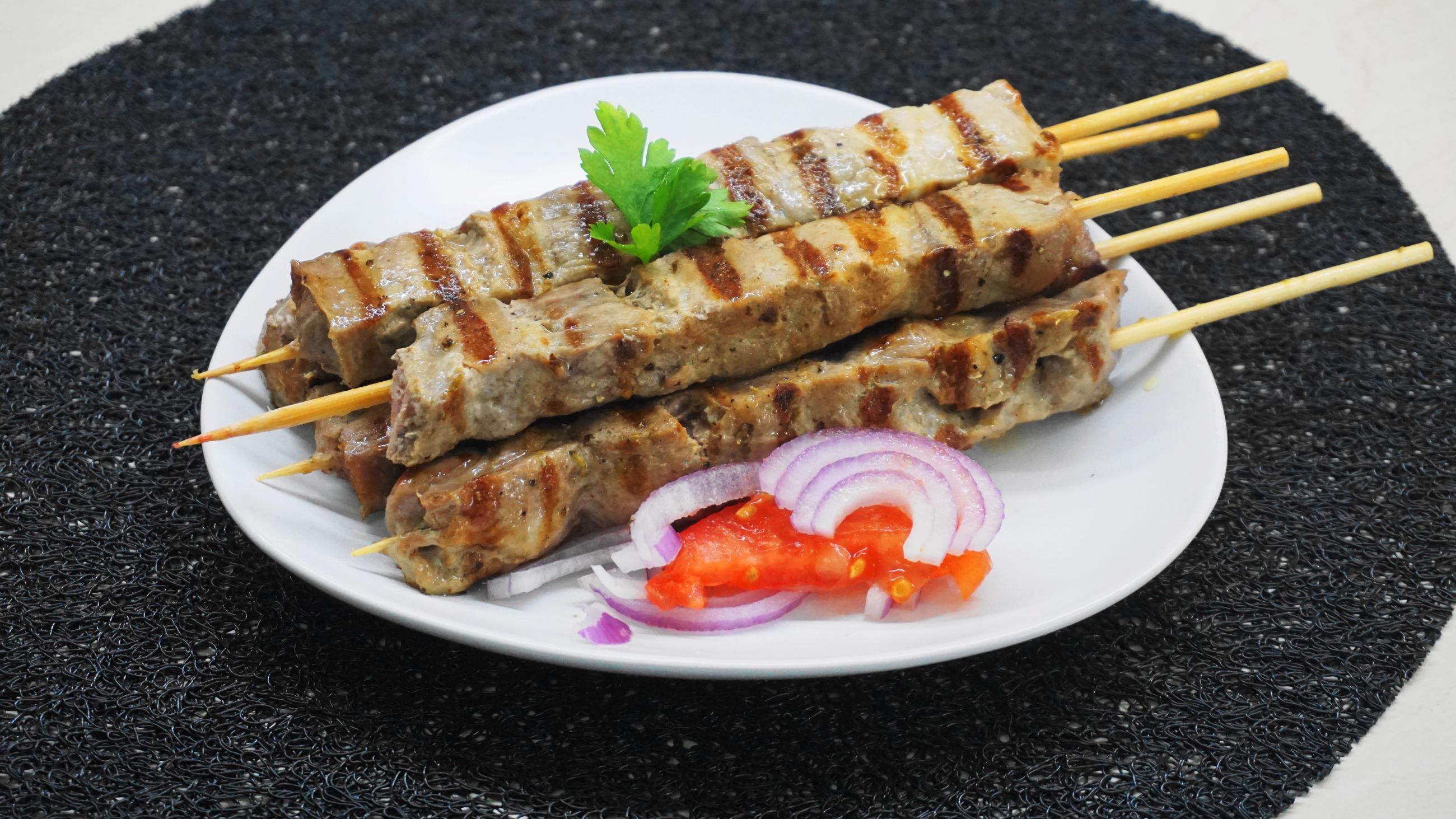 Σουβλάκια χοιρινά | greekcookingbykaterina.com